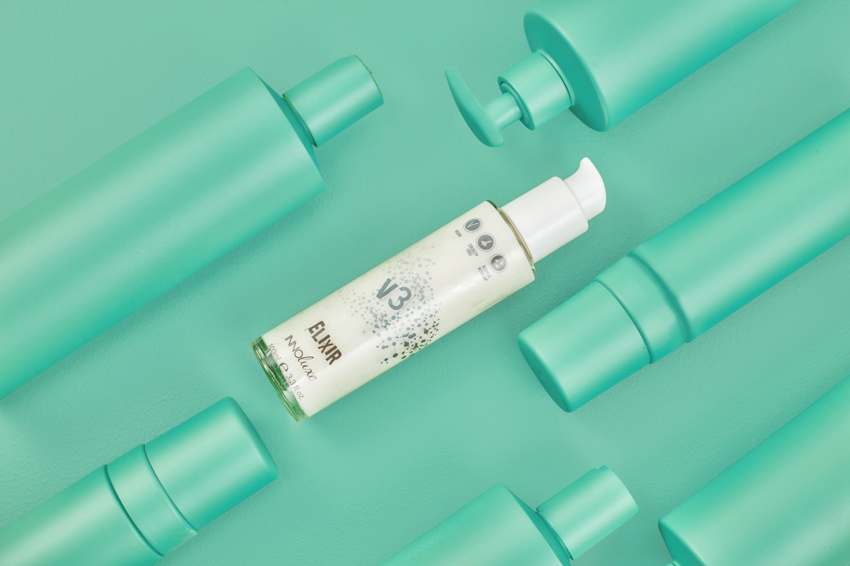 INNOluxe | Our latest V3 products on colourful backgrounds